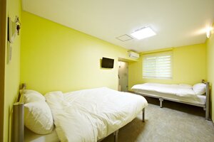 Rainbow Hotel Myeongdong (29, Toegye-ro31-gif, Chung-gu, 04554 Seoul, South Korea), otel  Seul'dan