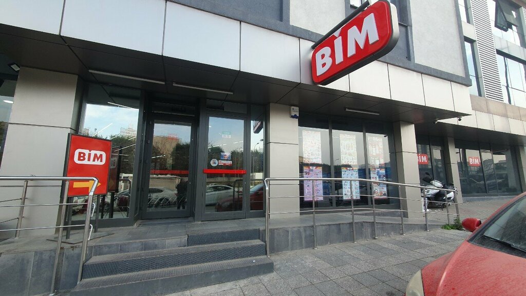 Süpermarket Bim, İstanbul, foto