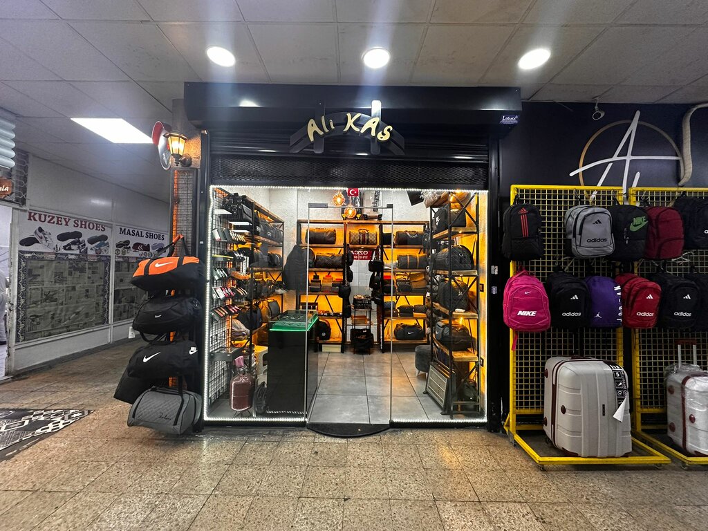 Çanta ve valiz mağazaları Ali Kaş Bag, İstanbul, foto