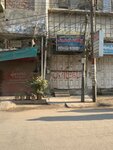 Shah Ashtam Faroosh (Fleming Road No:83, Gawalmandi), market  Lahor'dan