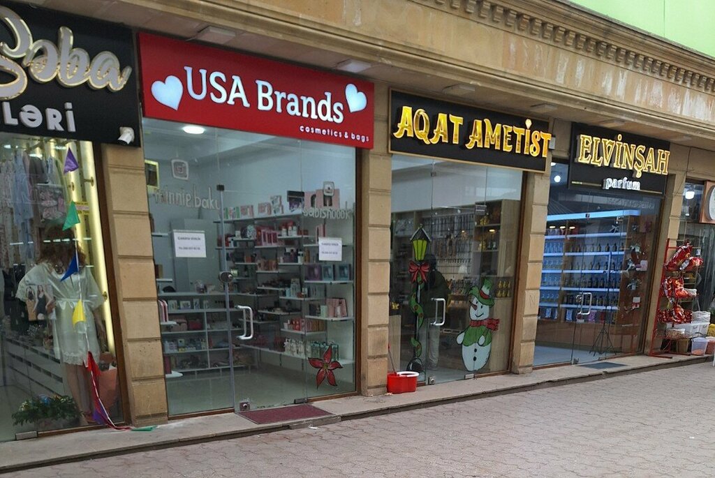 Kozmetik ve parfümeri mağazaları USA Brands, Bakü, foto