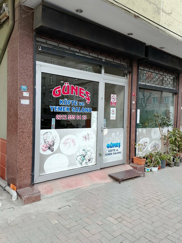 Yemek şirketleri Güneş Köfte Ve Yemek Salonu, İstanbul, foto