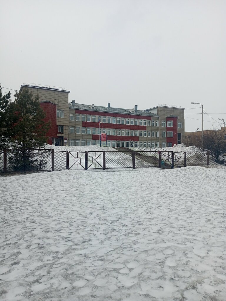 Ortaokul Средняя школа № 9, Eniseysk, foto