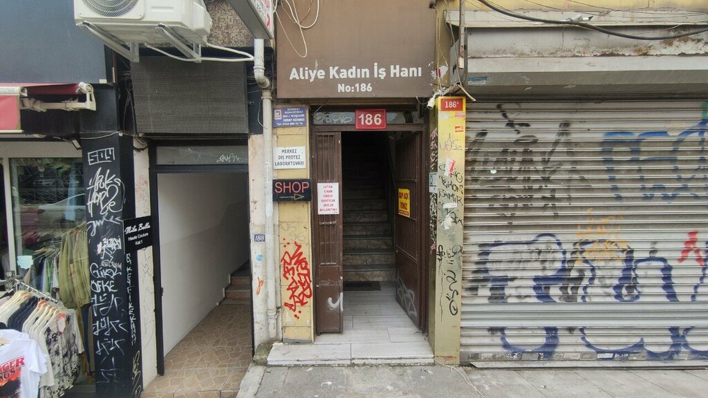 Protez yapımı Diş Protez Nusret Deregözü, İstanbul, foto