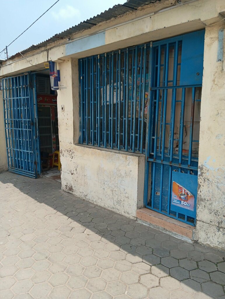 Mini-market Cantina, Loanda, foto