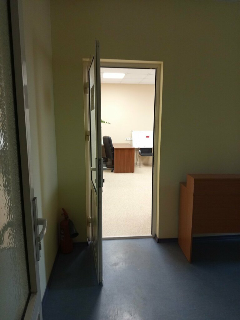 Boya ve cila malzemeleri üretim ve satış yerleri МПК, Tiumen, foto