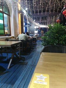 Ресторан у Лёши (Hainan Province, Sanya, ulitsa Khaykhualu), kafe  Sanya'dan