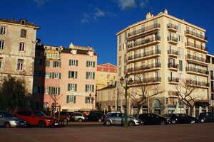 Hôtel Posta Vecchia (Haute-Corse, Arrondissement de Bastia, Bastia, Rue Posta Vecchia, 8), otel  Bastia'dan