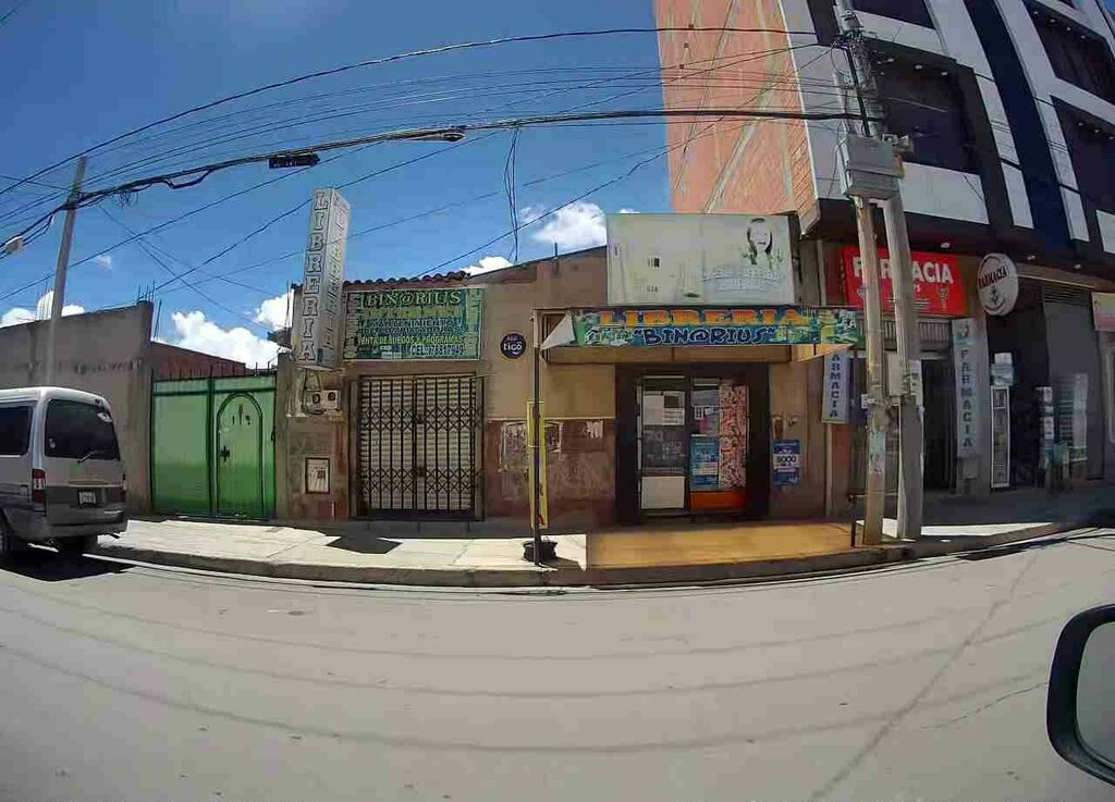 i̇nternet kafeler Bin@Rius Internet, El Alto, foto