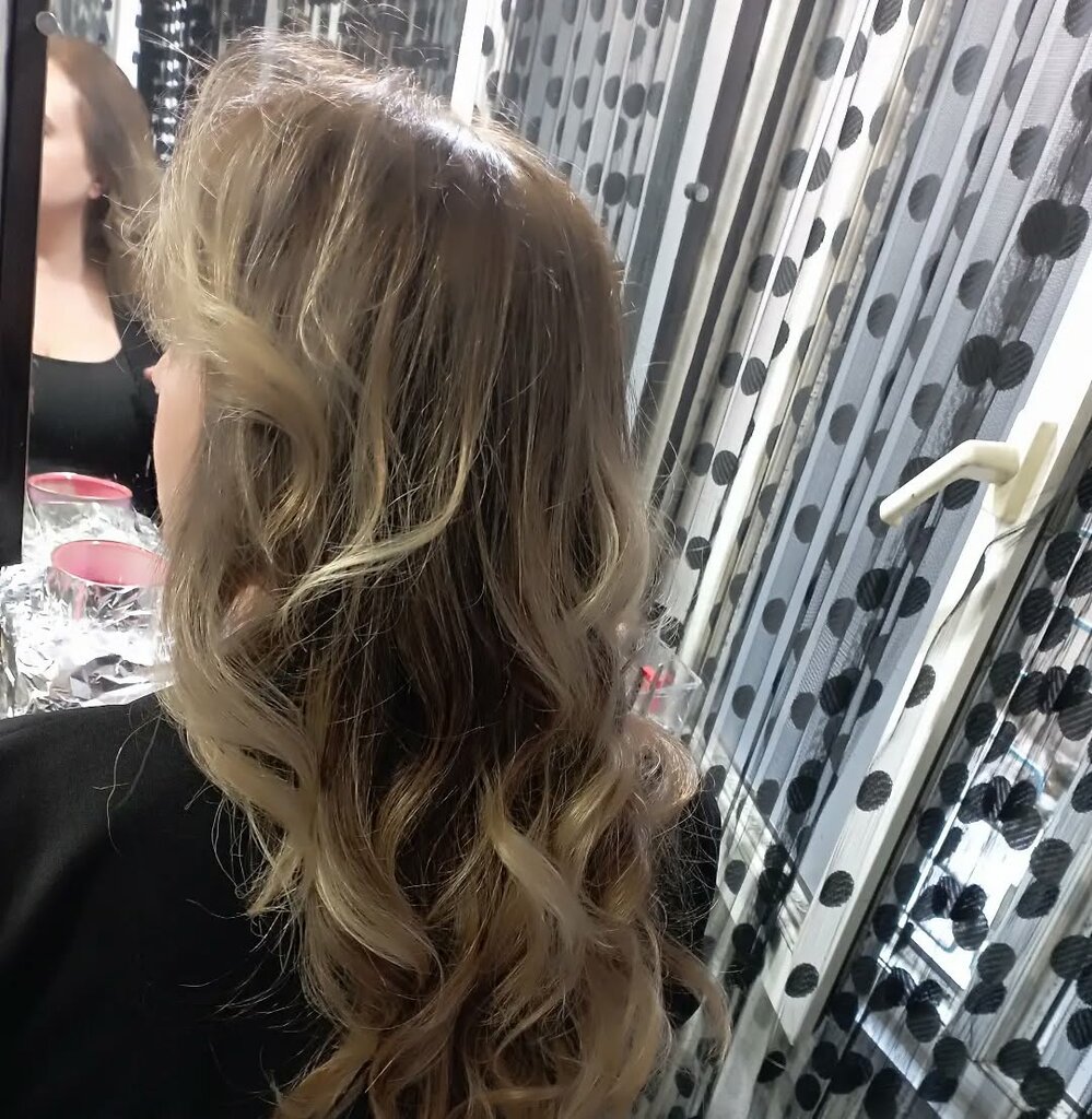 Kuaförler Gönül Bayan Kuaförü, İstanbul, foto