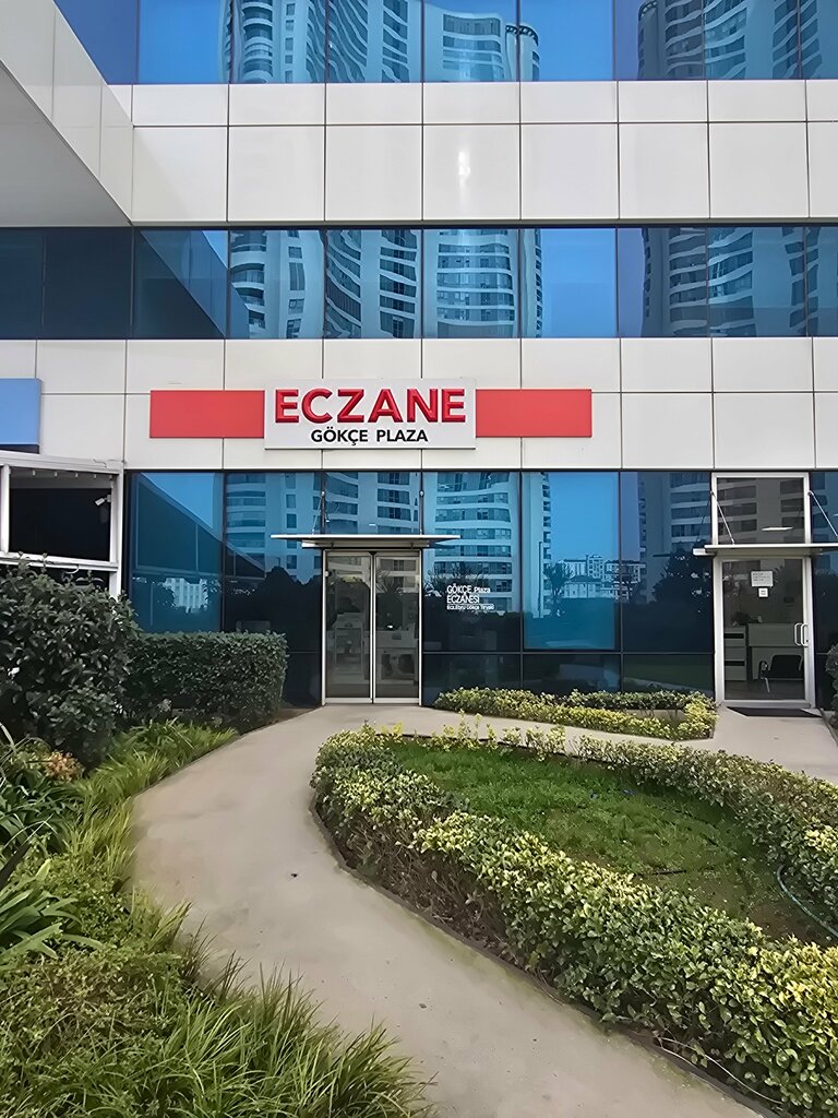 Eczaneler Gökçe Plaza Eczanesi, İstanbul, foto