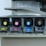 Rukn Al Nojoom Used Electronics Devices, trading company (326A, First Industrial Street, Sharjah), elektrik ve benzinle çalışan aletler  Sharjah'tan