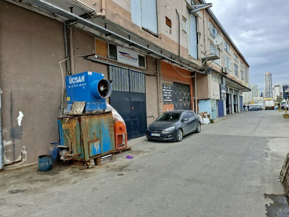 Sanayi kuruluşu Fly Mak Tobacco Processing Machines, İstanbul, foto