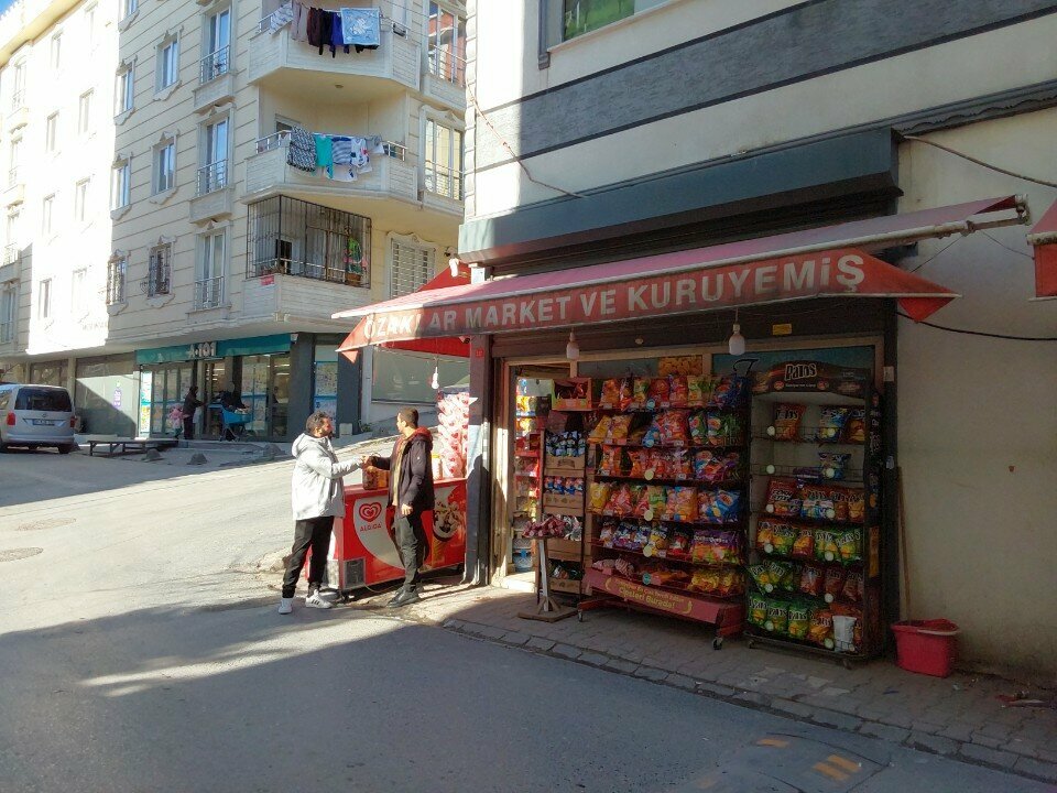 Market Özaklar Market Ve Kuruyemiş, İstanbul, foto