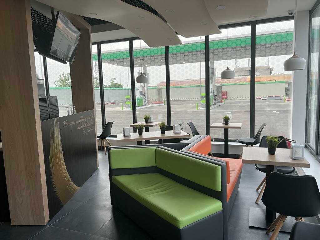 Benzin istasyonu Tatneft, Harezm eyaleti, foto