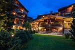 Hotel Le Fer a Cheval (Auvergne-Rhône-Alpes, Haute-Savoie, Arrondissement de Bonneville, Megève, Route du Crêt, 36), otel
