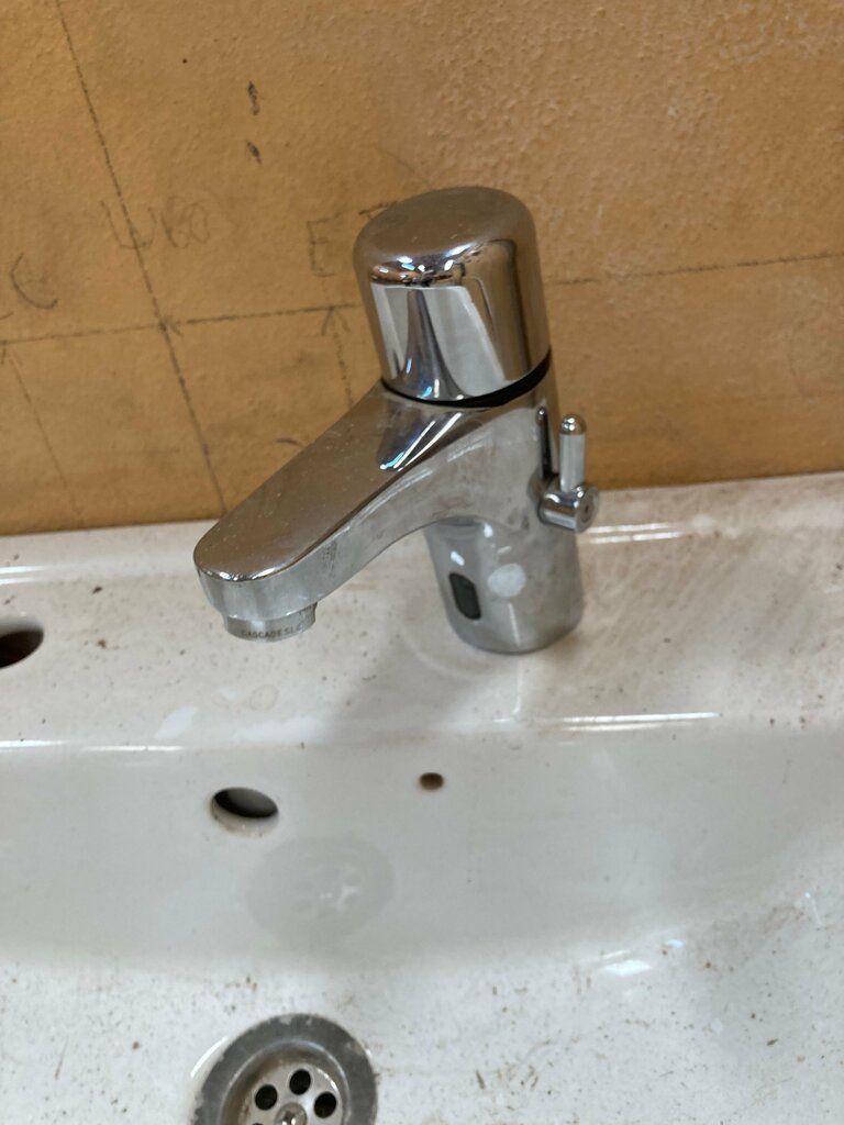 Güzellik salonu Plombier Sanitaire, , foto