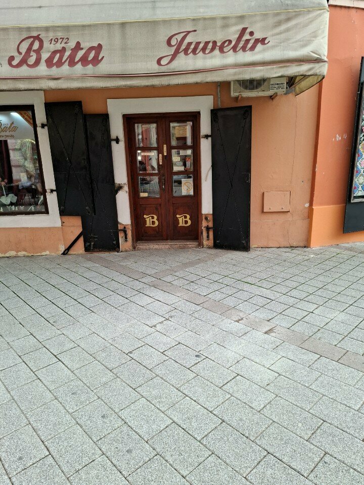 Kuyumcular Zlatara Bata, Novi Sad, foto
