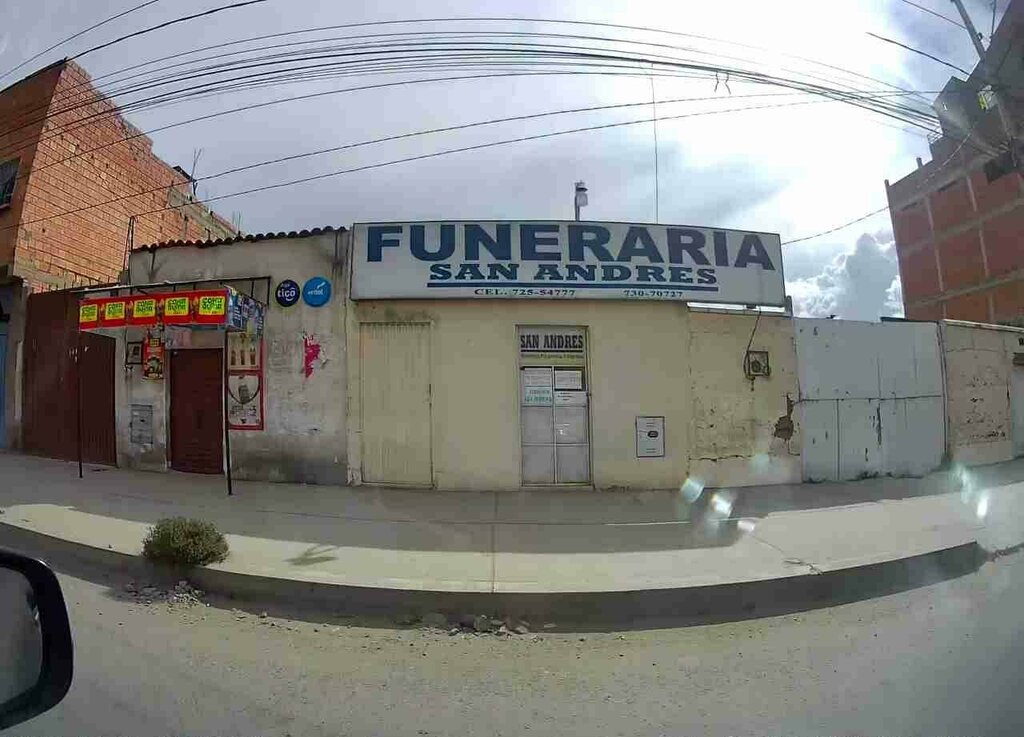 Cenaze hizmetleri Funeraria Camino Celestial, El Alto, foto