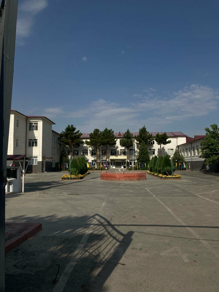 Spor alanı Secondary School № 49, , foto