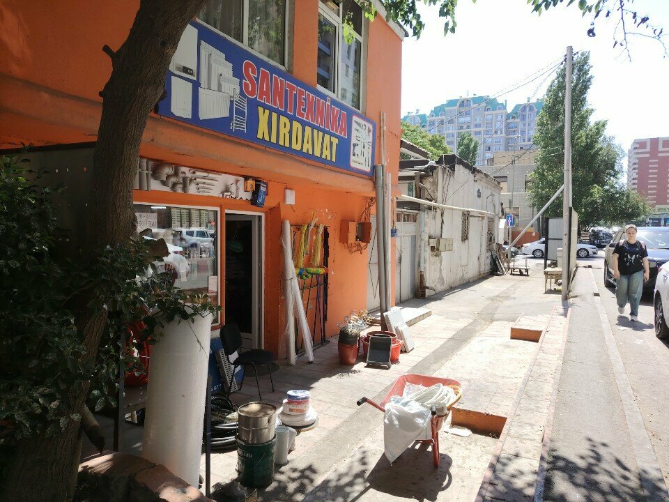Banyo ve klozet mağazaları Santexnika Xırdavat, Bakü, foto
