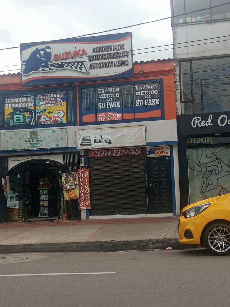 Mini-market Pisos Y Stilo, Bogota, foto