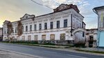 Здание уездного казначейства (ulitsa Chernyshevskogo No:3), turistik yerler  Urzhum'dan
