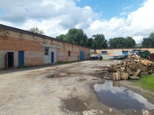Sto Avto (Jewfrasinni Polackaj Street No:4к15), otomobil servisi  Minsk'ten