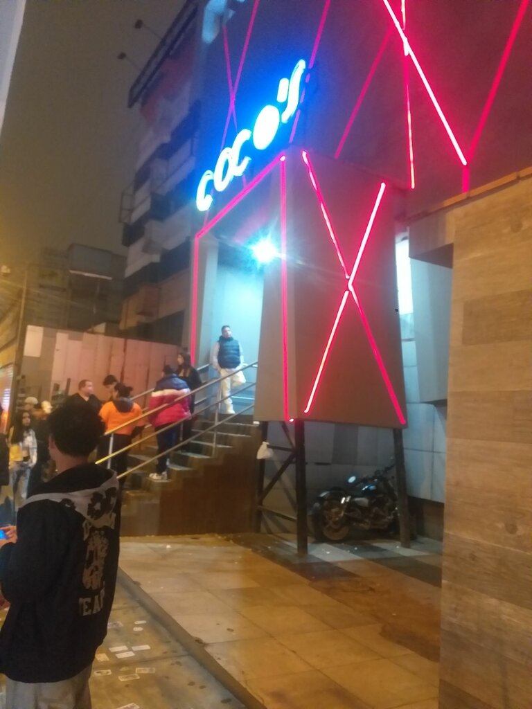 Bar AV. Materiales, Lima, foto