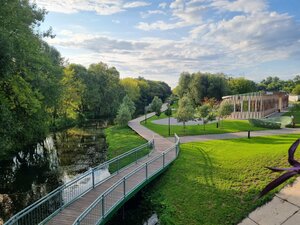 парк Тёплый Колодезь - зелёная долина Губкина (Belgorod Region, Gubkinskiy gorodskoy okrug, Tyoply kolodez), kültür ve eğlence parkları  Gubkin'den