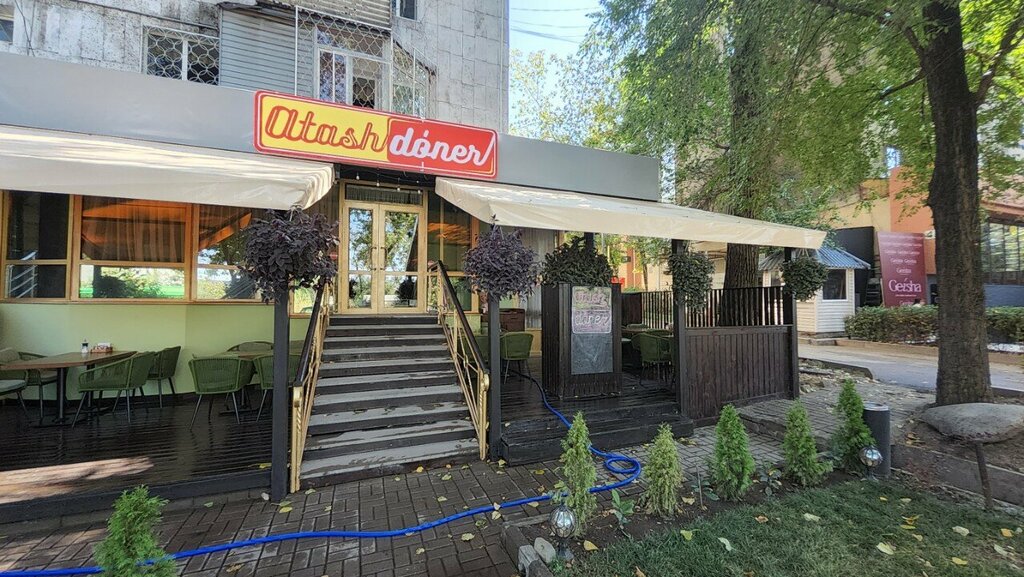Fast food Atash Doner, Almatı, foto