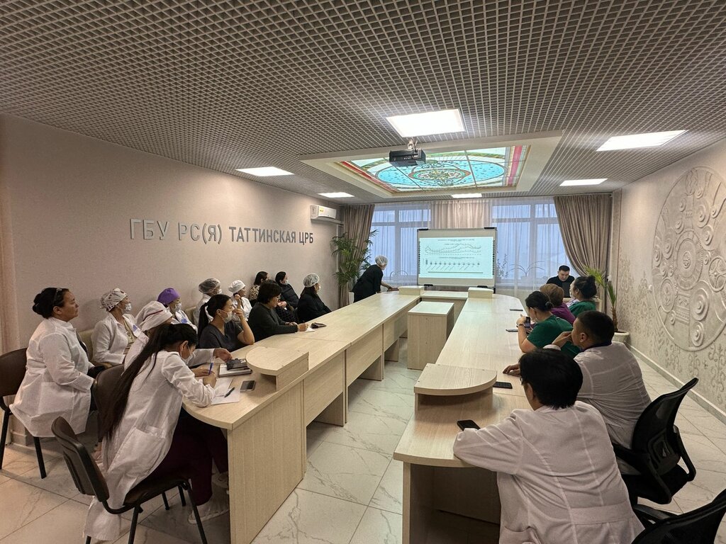 Poliklinikler Таттинская центральная районная больница, поликлиника, Saha Cumhuriyeti (Yakutistan), foto