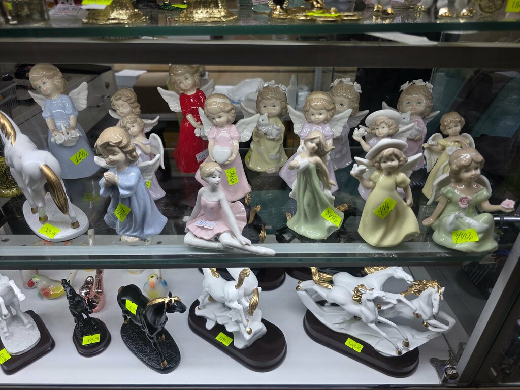 Hediyelik eşya mağazaları Одиссей, Saint‑Petersburg, foto