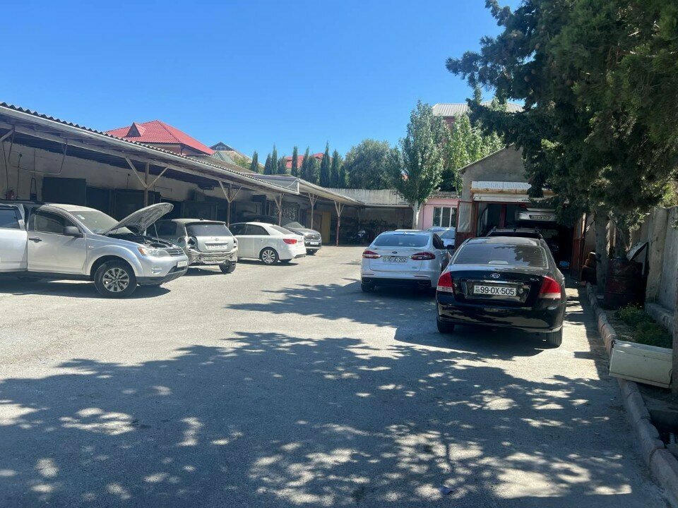 Otomobil servisi Avtoservis, Bakü, foto
