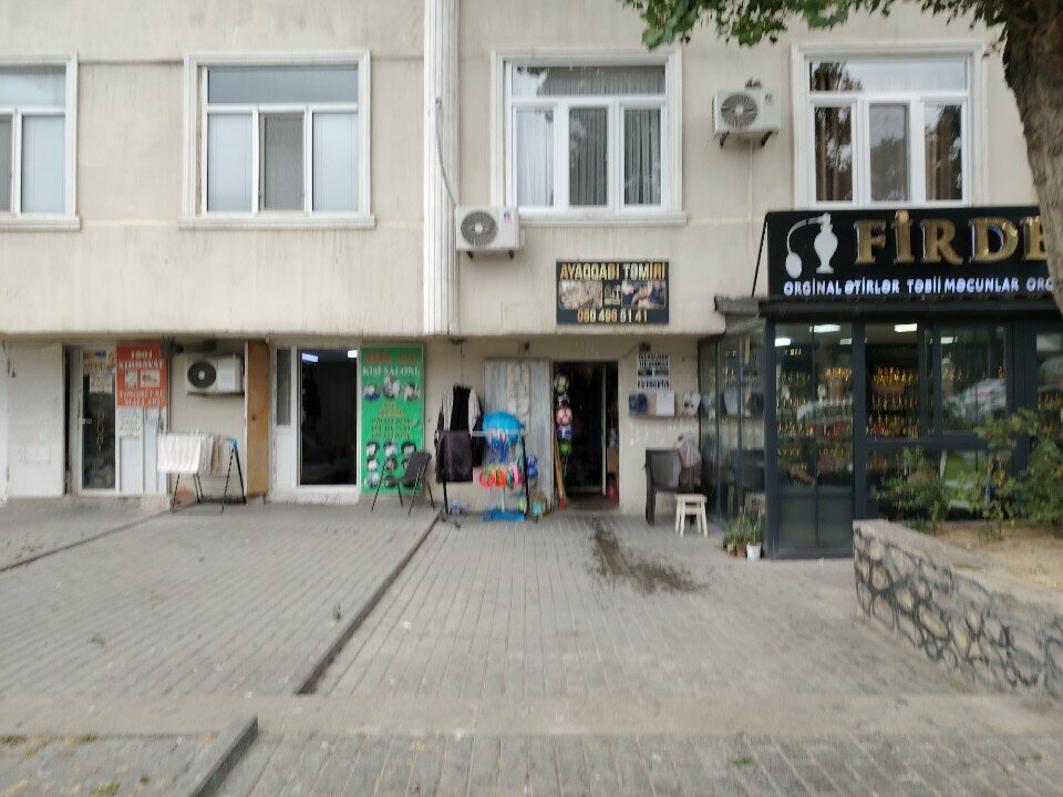 Ayakkabı tamiri Ayaqqabı təmiri, Bakü, foto
