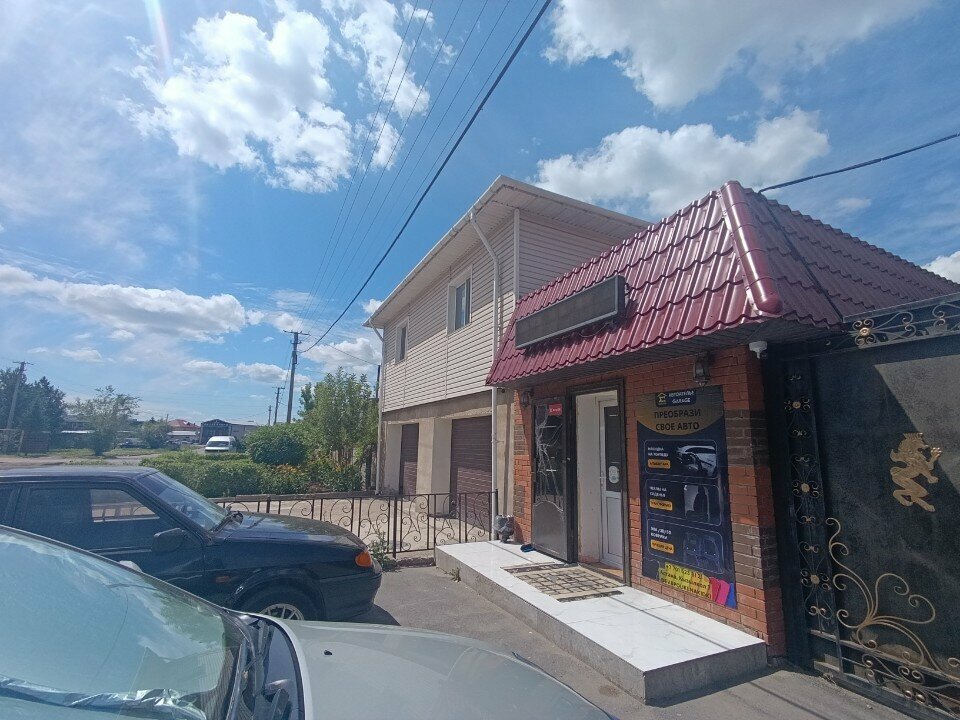 Oto döşeme Garage, Astana, foto