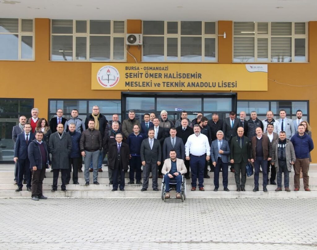 Belediyeler, devlet daireleri Bursa Mesleki Eğitimi Geliştirme Derneği, Bursa, foto