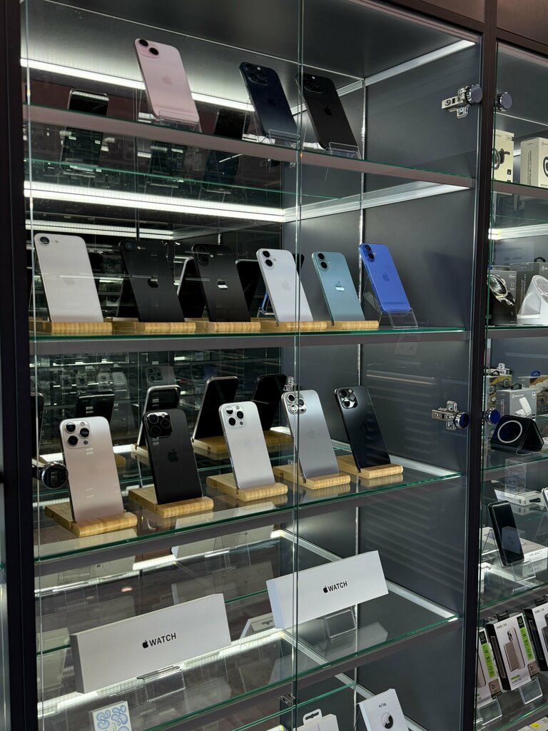 Elektronik eşya mağazaları Service Store, Yalta, foto