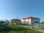 Детский сад № 10 (Sportivnaya ulitsa No:14/2, posyolok Bolshiye Polya), anaokulları  Omsk'tan
