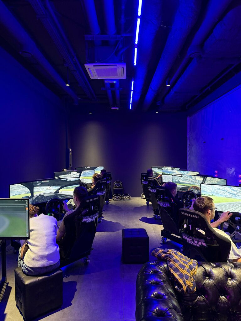 Bilgisayar kulübü MetaRacing, Moskova, foto