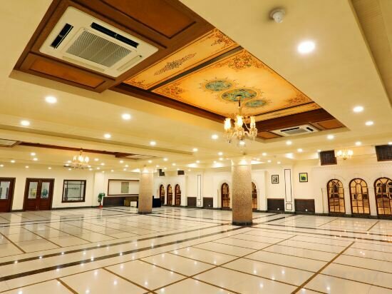 Otel Meridien Hotel, Gucranvala, foto