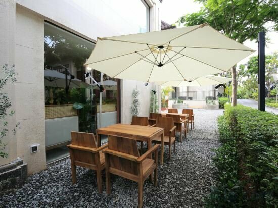 Yulin Meisu, No. 1 Yard, hotel, Islamabad, Sector G-7, Sector G-7/3 ...