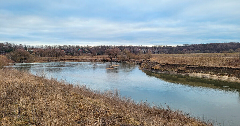 Yazlık yerleşim Pahra River Park, Moskova ve Moskovskaya oblastı, foto