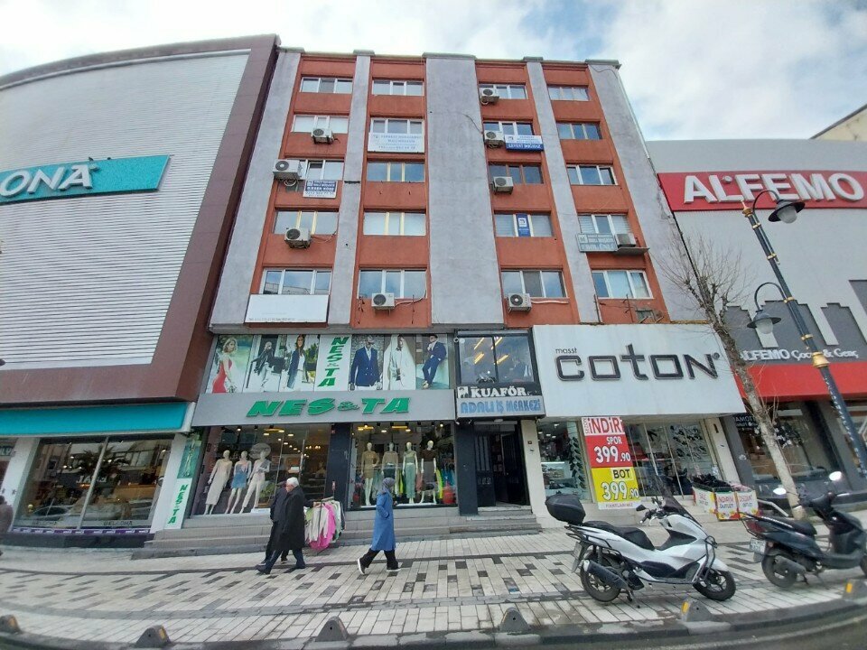 Muhasebeciler Serbest Muhasebeci Mali Müşavir Ayhan Akyüz, İstanbul, foto