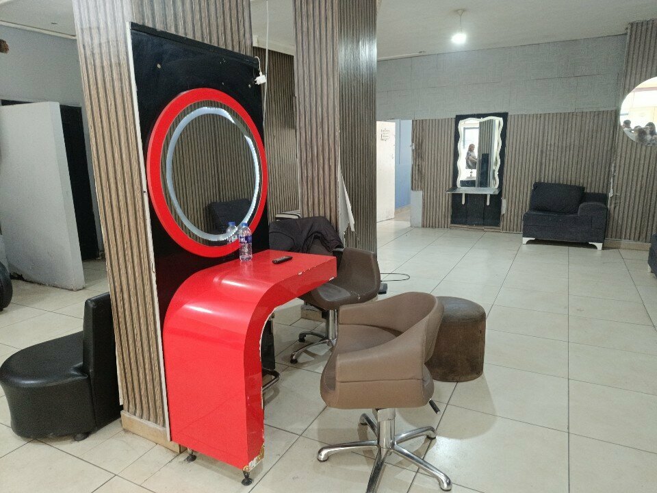 Kuaförler Esinti Kuaför, İstanbul, foto