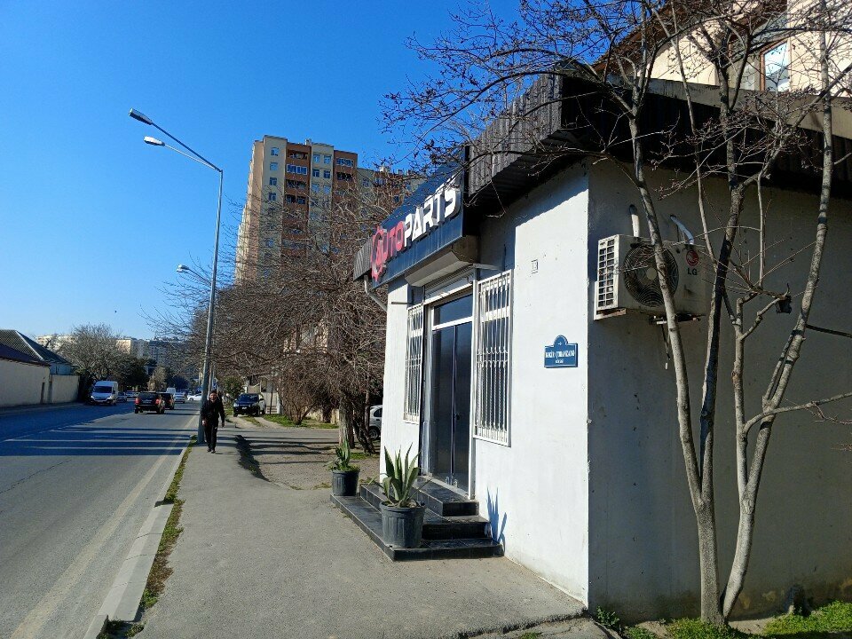 Otomobil yedek parçaları Auto Parts, Bakü, foto