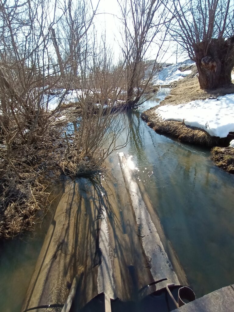 Pınar, çay Spring, stream, Neftekamsk, foto