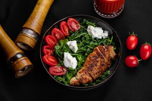 Pihta Lounge (Oktyabrskiy Avenue No:56), restoran  Pskov'dan