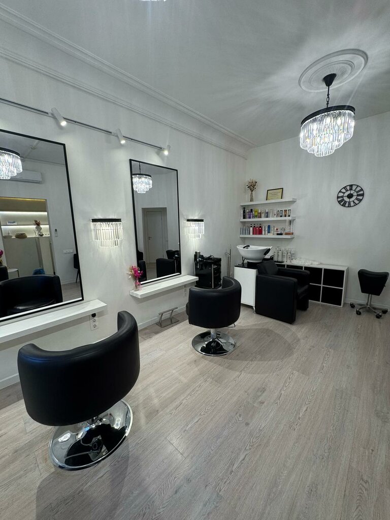 Kuaförler Kabanin. pro, Saint‑Petersburg, foto