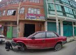 Monkey (Department of La Paz, Provincia Murillo, La Paz, Avenida Buenos Aires, 3195), oto döşeme  Bolivya'dan